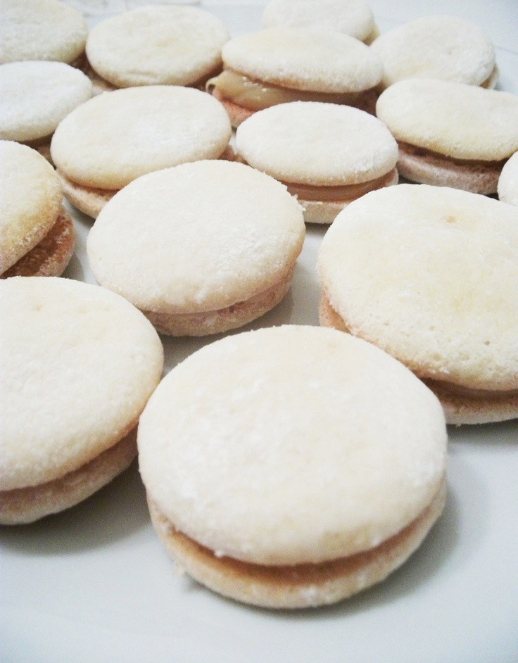 Brazilian wedding cookies | Beachweddingtips.com