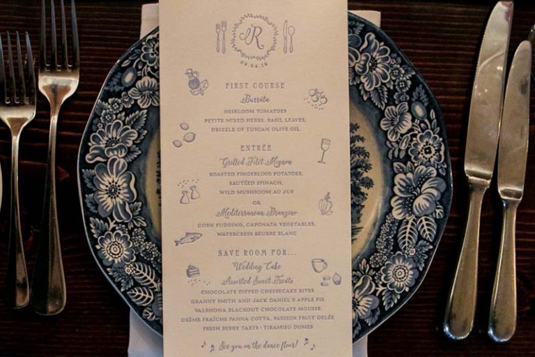 Papelaria | Como definir o design do menu do casamento