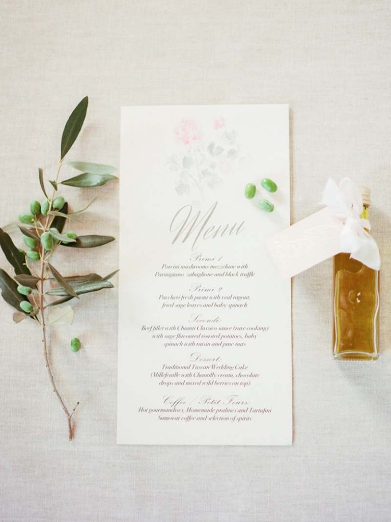 Papelaria | Como definir o design do menu do casamento