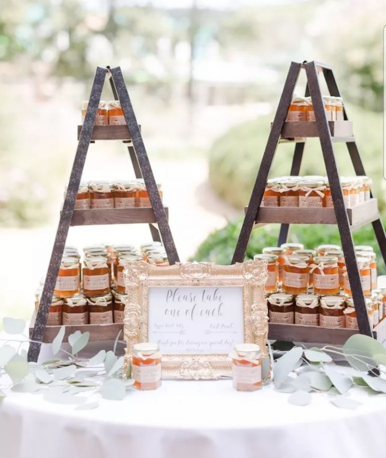 20 inspirações lindas de decoração de mini wedding
